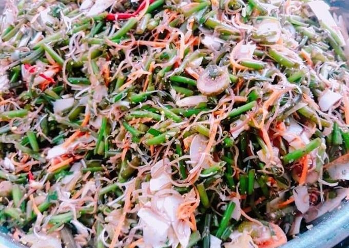 Gỏi rau nhút thập cẩm